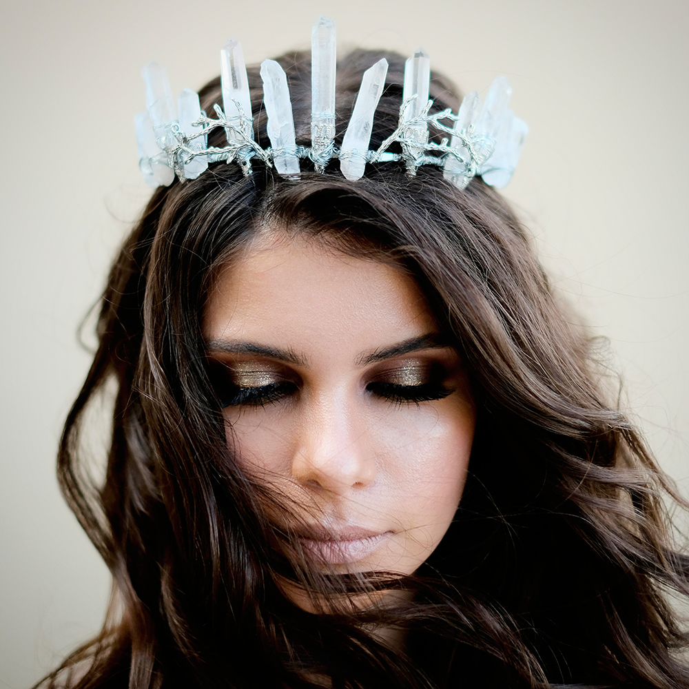 Crystal Accessories and Decor: How to Use Crystals