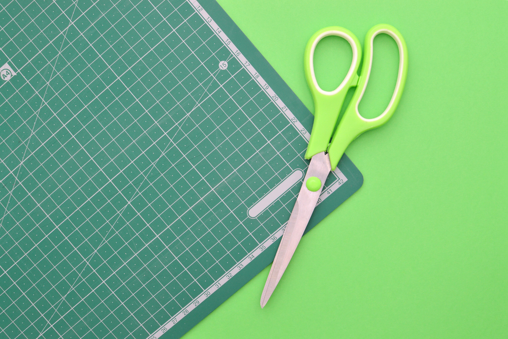 Art Supply Essentials: Benefits of Cutting Mats for Art