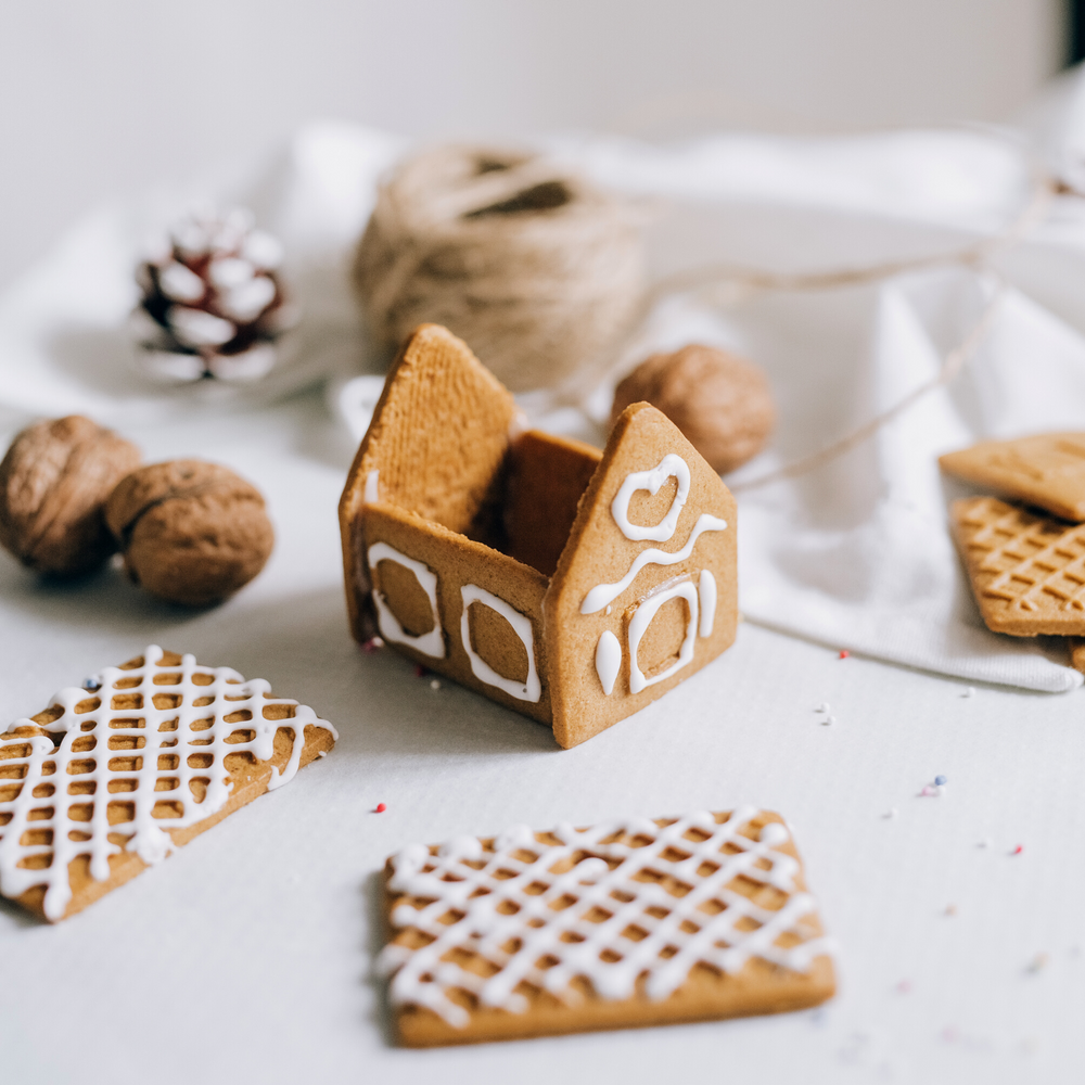 Holiday Crafts: Creating Gingerbread House Craft Projects
