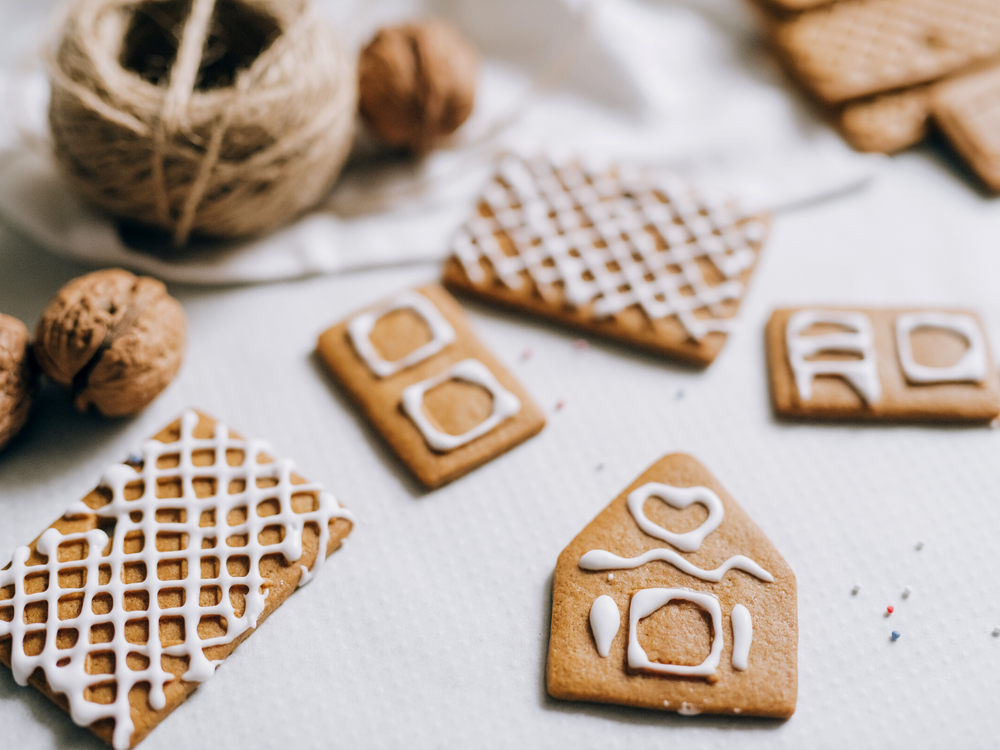 Holiday Crafts: Creating Gingerbread House Craft Projects
