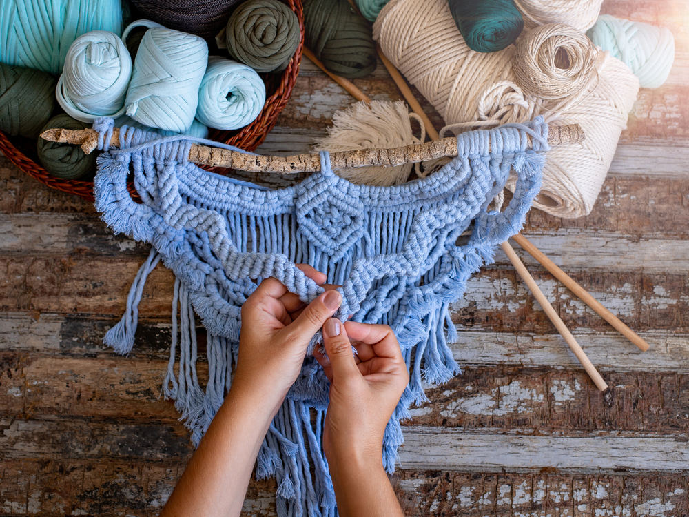 Macramazing! The Best Macrame Kits to Be a Knot-tying Pro