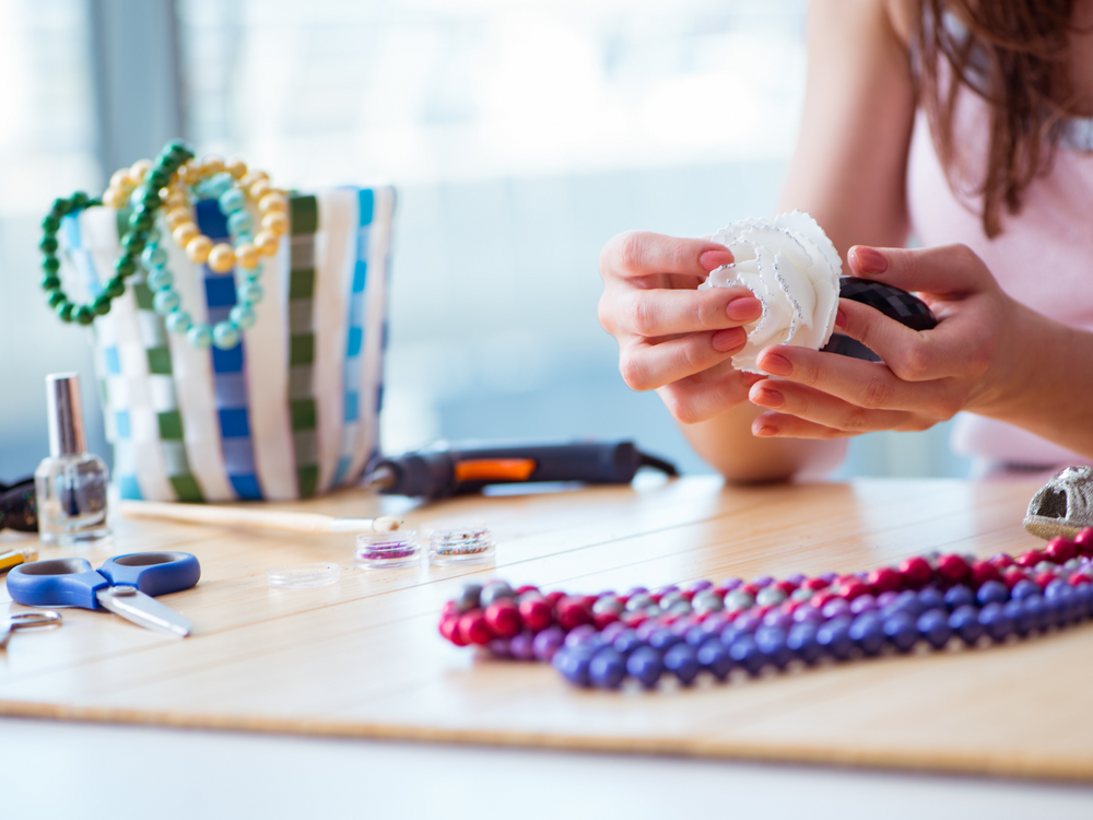 Kickstart Creativity: Beginner's Guide to Jewelry Making!