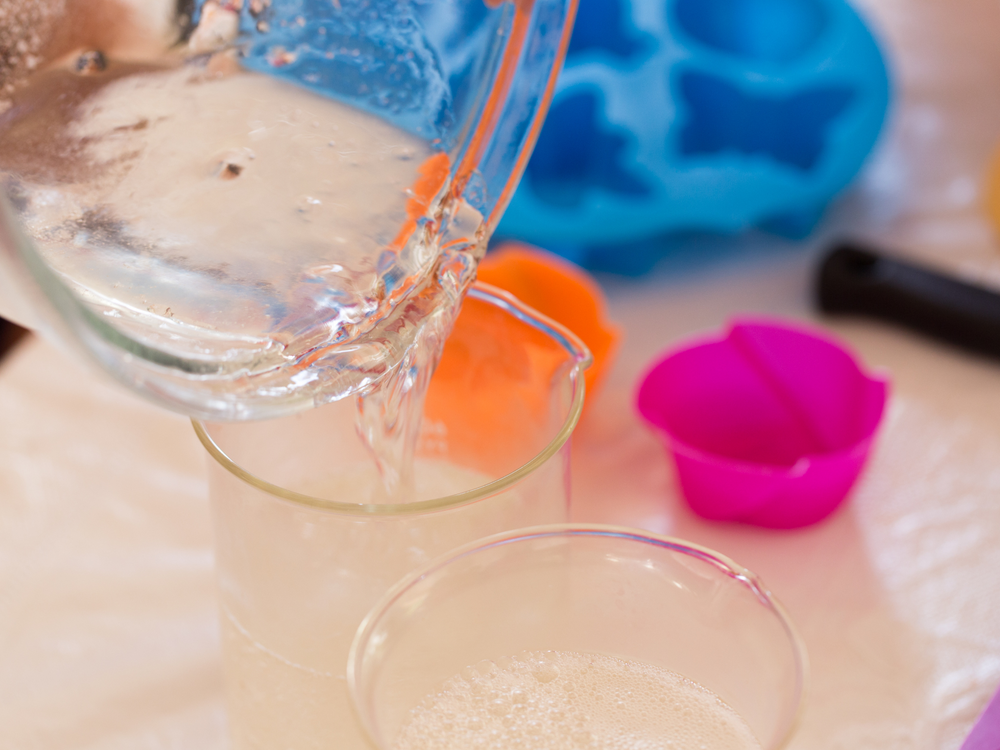 Delightful DIY: Soap Making Tips for Bubbly Clean Fun!