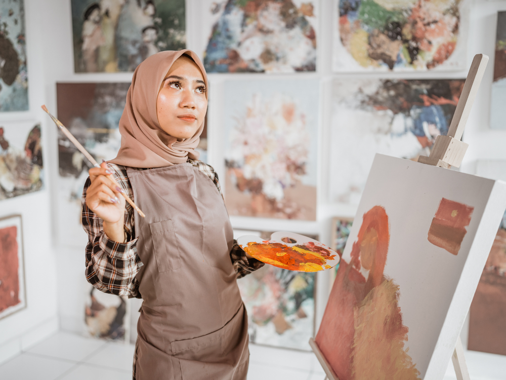 Art Criticism: How Criticism Shapes Creativity's Tapestry