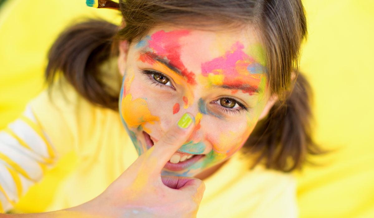 Curiosity in Art: Transform Creativity By Being Curious!