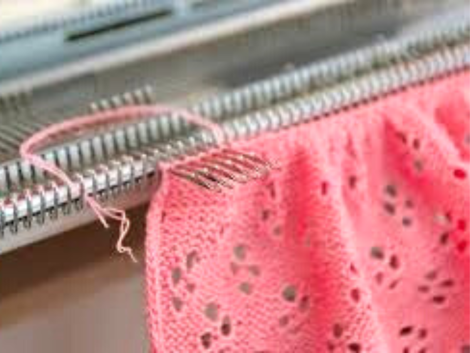 What Type of Yarn Do Knitting Machines Use? Get Crafty!