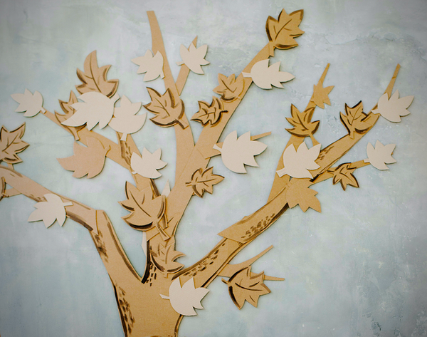 Create Awesome Crafts with the Best Glue for Cardboard