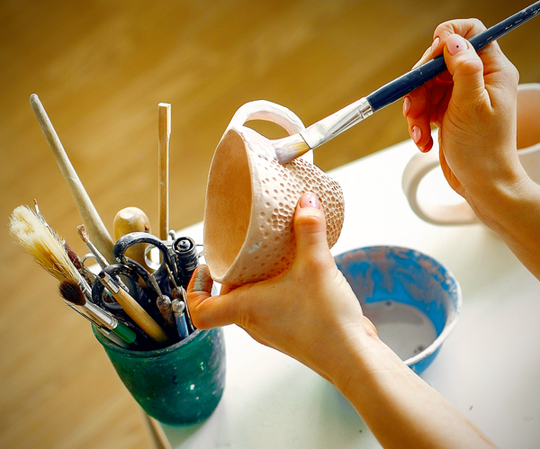 Perfect Colors with the Best Paint for Ceramic Projects