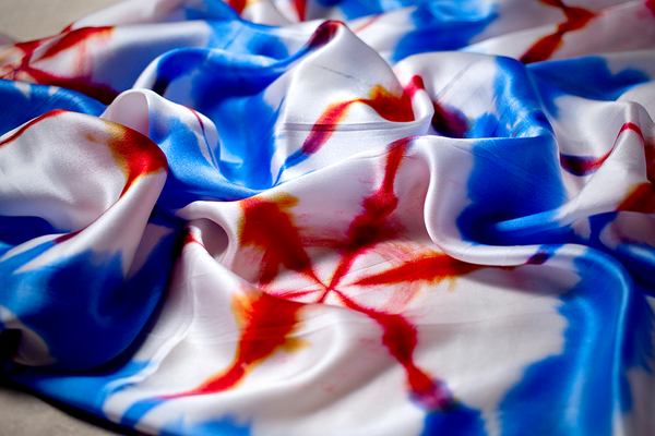 Create Fun Clothes with the Best Spray Paint for Fabric