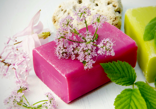 Create Silky Soaps with the Best Lye for Soap Making