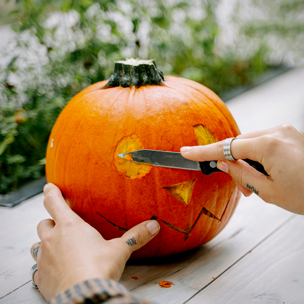 Halloween Jack-o-lanterns: The Art of Pumpkin Carving