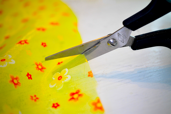 Scissors 101: Using Scissors for Arts and Crafts Projects