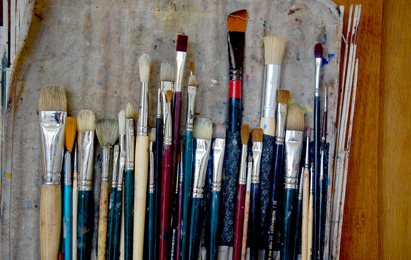 Paint Brushes 101: Types of Paint Brushes and Their Uses