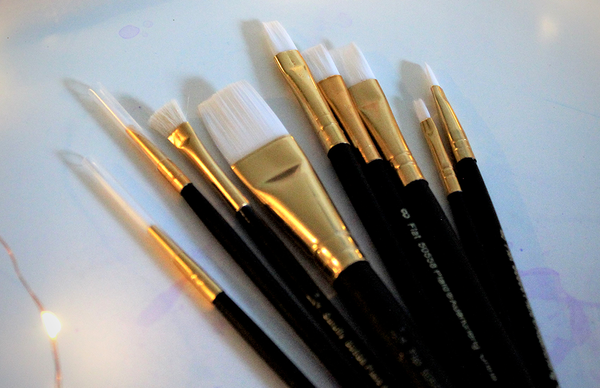 Paint Brushes 101: Types of Paint Brushes and Their Uses