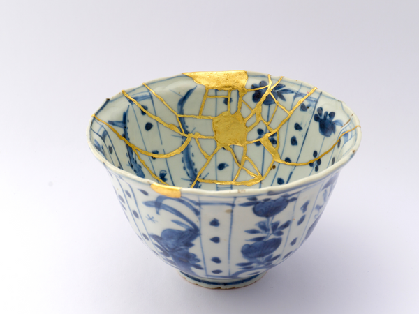 The Art and Philosophy of Kintsugi: Embrace the Beauty of Brokenness