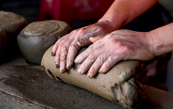 Ceramics 101: The Basics of Hand Building with Clay