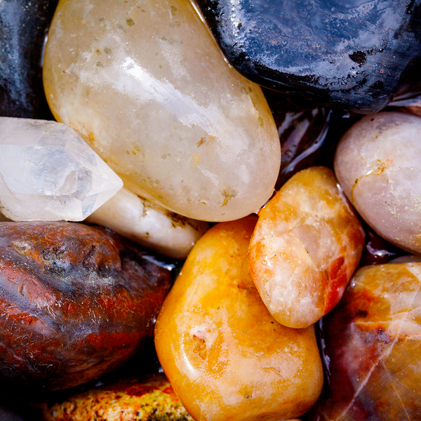 Crystals 101: Collecting Crystals Beginner's Guide Crystals 101: Collecting Crystals Beginner's Guide
