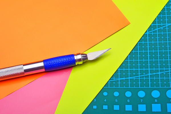 Art Supply Essentials: Benefits of Cutting Mats for Art
