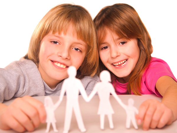 Paper Chains: Create a Fun and Simple Paper Link Chain