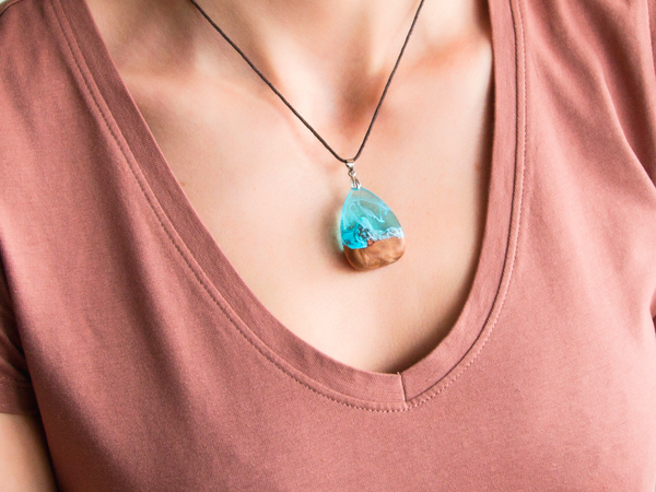 Resin 101: A Beginner's Guide to Creating Resin Art