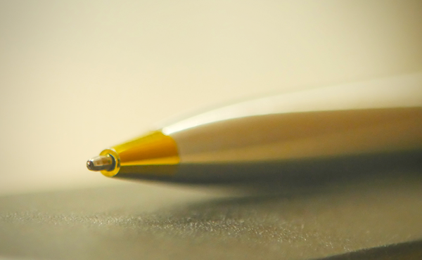 Finding the Best Erasable Pens for Your Art Kit