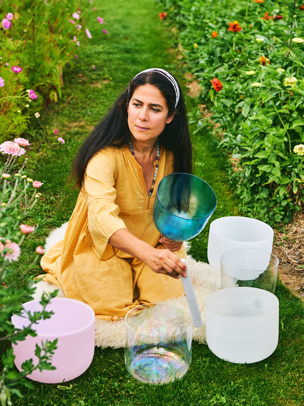 Empower Yourself: The Magic of a Crystal Singing Bowl Set