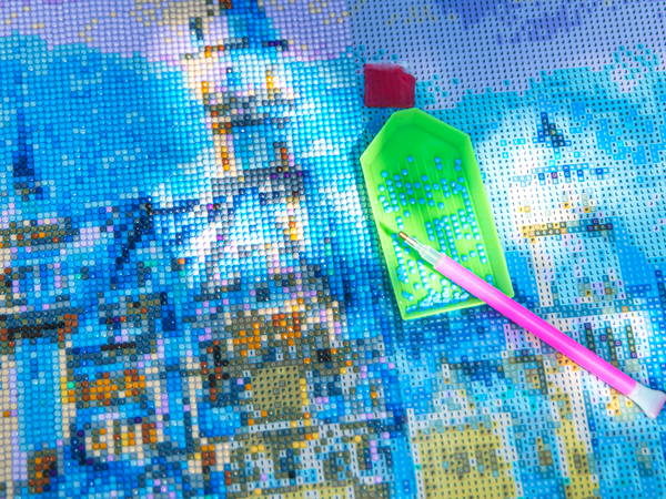 DIY With Diamonds: Fall in Love With Diamond Painting!