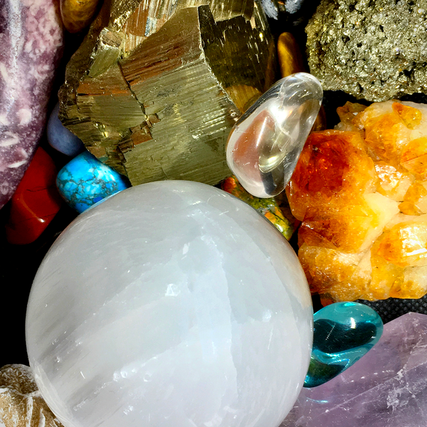Inner Compass: Best Crystals for Clarity and Direction!