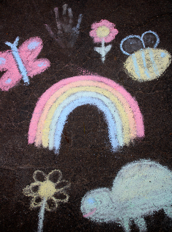 Creating Chalk Art: Discover a World of Creative Drawing!