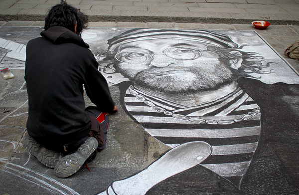 Creating Chalk Art: Discover a World of Creative Drawing!