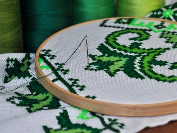 Stunning Stitches Embroidery Tips: Master Your Craft!