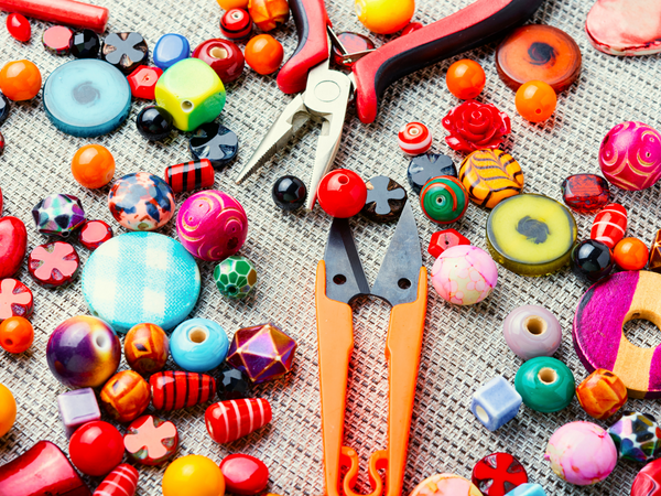 Kickstart Creativity: Beginner's Guide to Jewelry Making!