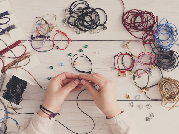Kickstart Creativity: Beginner's Guide to Jewelry Making!
