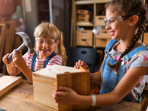 Woodworking Wonders: Creating a DIY Masterpiece!