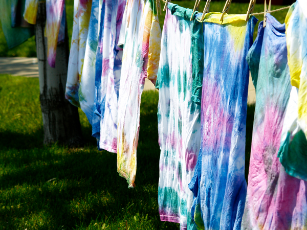 Dye-ing to Know: A Colorful Journey into Fabric Dyeing!