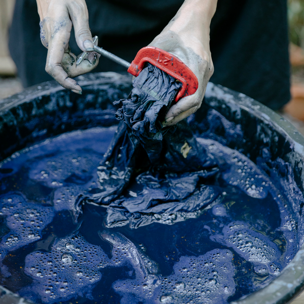 Dye-ing to Know: A Colorful Journey into Fabric Dyeing!