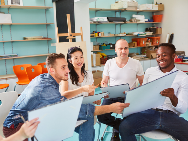 How to Critique Art: Tips to Learn the Art of Critiquing